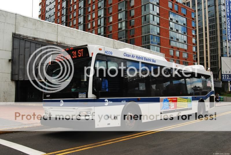 The Q102's new groove - Bus Photos & Videos - NYC Transit Forums